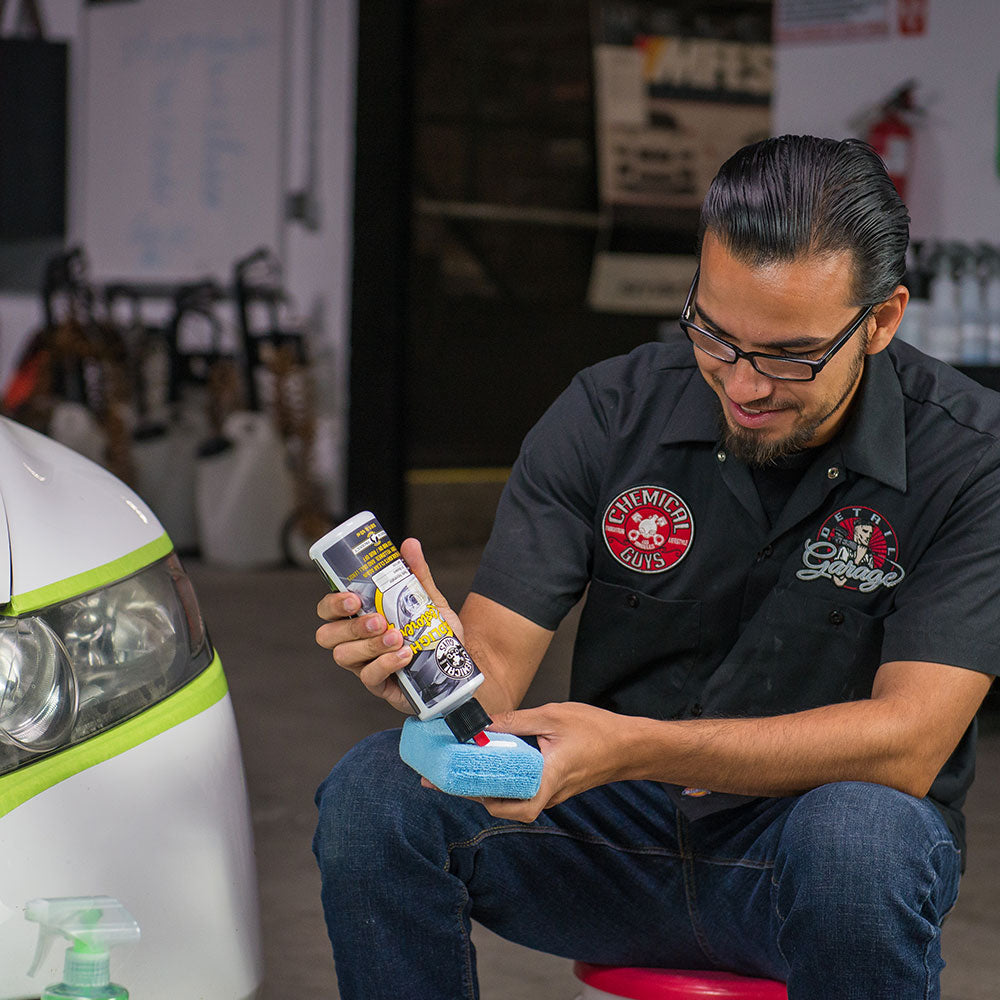 Headlight Lens Restorer and Protectant | Chemical Guys
